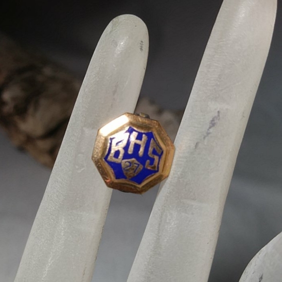 Vintage BHS Pin | Jewelry | Vintage 927 Bhs Graduation Small Pin | Poshmark